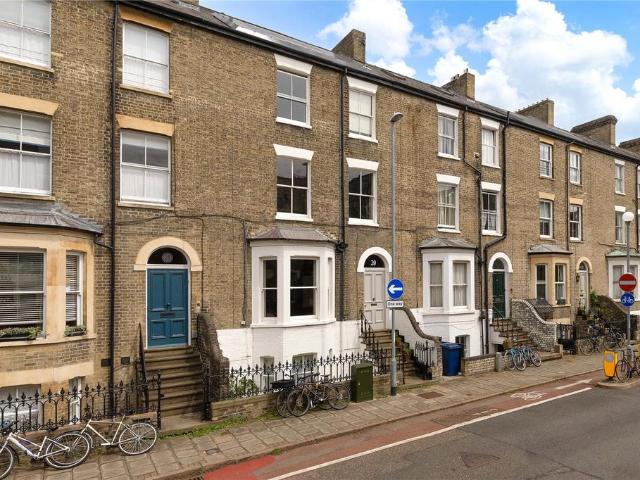 Bateman Street, Cambridge. 5 bed terraced house to rent £5,375 pcm £1,240 pw