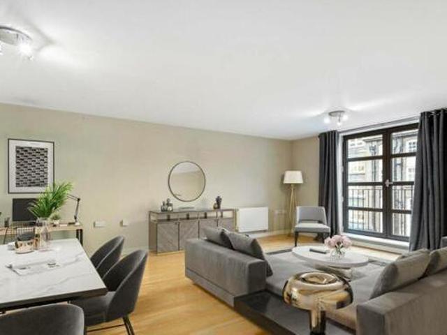 Batemans Row, Shoreditch, 2 Bedroom Flat