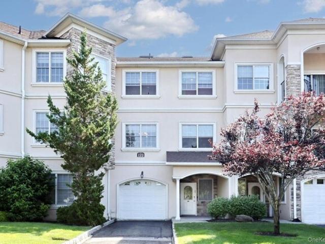 Bates Dr, Monsey, Condo For Sale