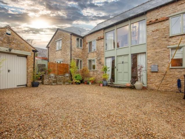 Bates Lane, Souldern OX27, 3 bed barn conversion to rent, £2,000 pcm | PrimeLocation