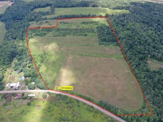 Bates Rd, Sinclairville, NY 14782