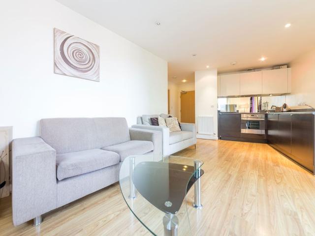 Bath House, Barking IG11, 1 bed flat to rent, £1,450 pcm | PrimeLocation