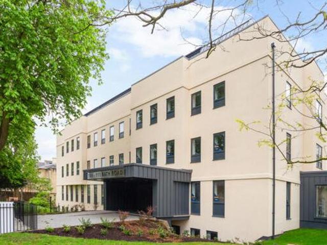 Bath Road, Cheltenham, 2 Bedroom Flat