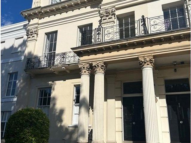 Bath Road, Cheltenham GL53, 2 bed flat to rent, £1,150 pcm | PrimeLocation