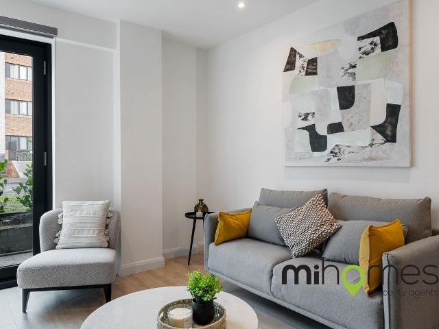 Bath Road, Chesterfield House SL1, 2 bed flat to rent, £1,545 pcm | PrimeLocation