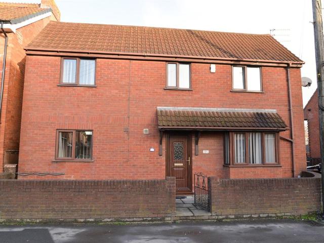 Bath Road, Bridgwater TA6, 3 bed detached house to rent, £1,150 pcm | PrimeLocation
