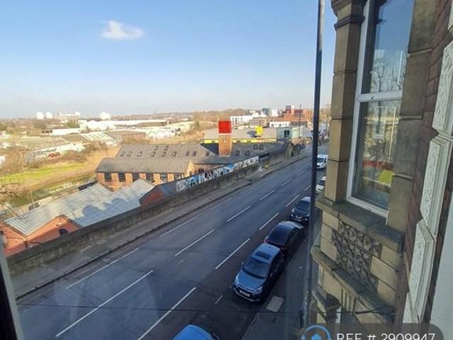 Bath Road, Bristol, BS4 2 bed maisonette to rent £1,275 pcm £294 pw