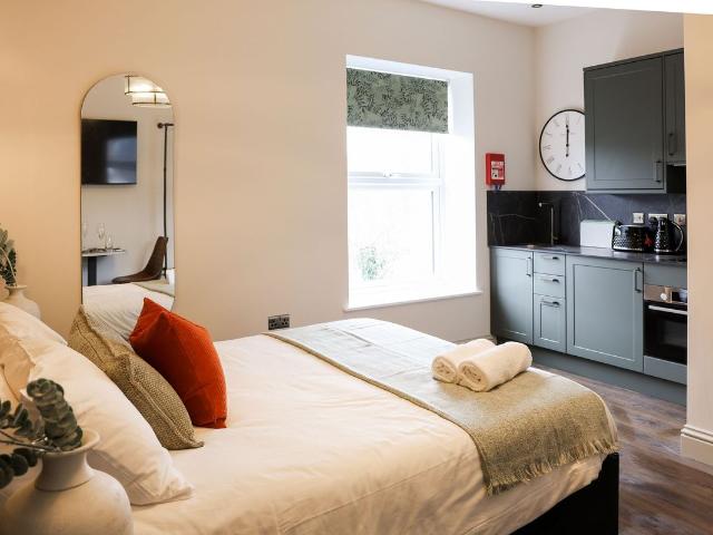 Bath Road, Bristol BS4, Studio to rent, £999 pcm | PrimeLocation