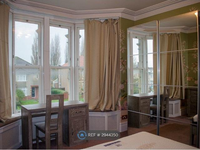 Bath Road, Keynsham, Bristol BS31, Room to rent, £850 pcm | PrimeLocation