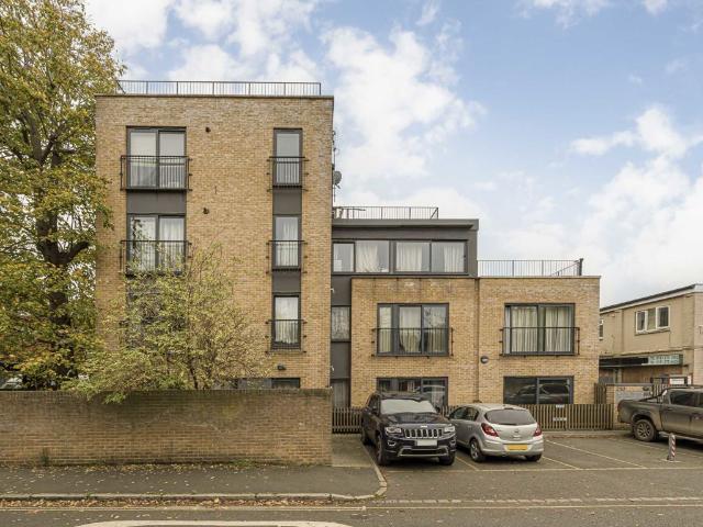 Bath Road, Isleworth TW4, 1 bed flat to rent, £1,500 pcm | PrimeLocation