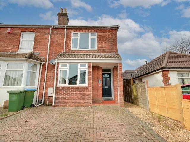 Bath Road, Southampton SO19, 3 bed property to rent, £1,750 pcm | PrimeLocation