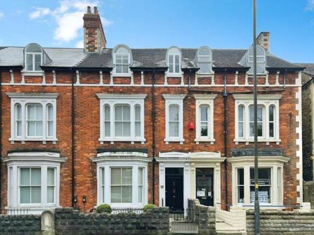 Bath Road, Swindon, 4 Bedroom Terraced