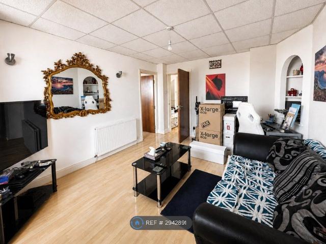 Bath Road, Swindon SN1, 1 bed flat to rent, £775 pcm | PrimeLocation