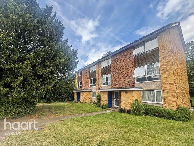 Bath Road, READING 2 bed maisonette to rent £1,395 pcm £322 pw