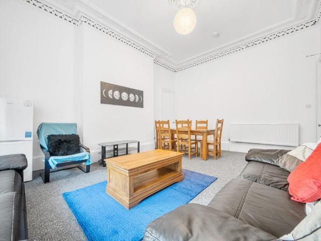 Bath Street, Glasgow, Glasgow City, G2 5 bed flat to rent £3,375 pcm £779 pw