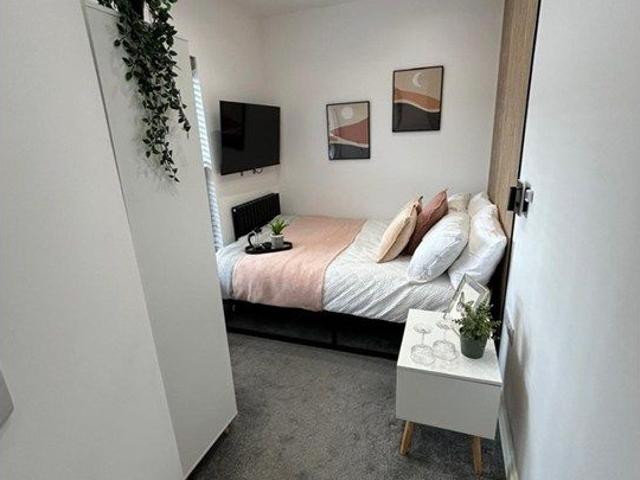 Bath Street, Rugby CV21, Room to rent, £625 pcm | PrimeLocation