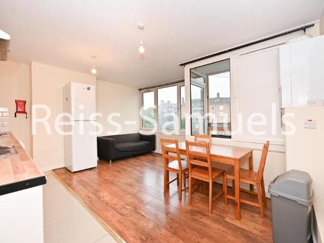 Bath Terrace, Borough, London SE1 4 bed maisonette to rent £4,593 pcm £1,060 pw