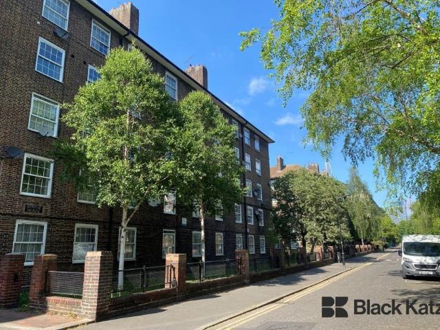 Bath Terrace, London Bridge SE1, 3 bed flat to rent, £2,535 pcm | PrimeLocation