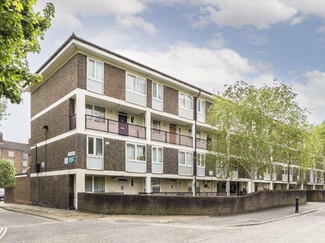 Bath Terrace, London SE1 4 bed flat to rent £4,247 pcm £980 pw