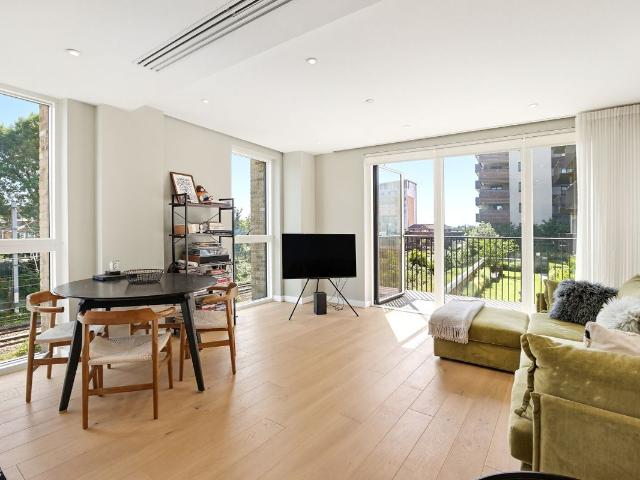 Bathgate Place, Ealing, London W13, 2 bed flat to rent, £2,750 pcm | PrimeLocation