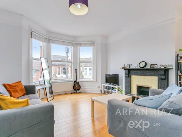 Bathurst Gardens, Kensal Rise, London, NW10