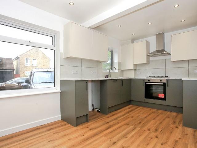 Bathurst, Peterborough PE2, 5 bed semi detached house to rent, £1,600 pcm | PrimeLocation