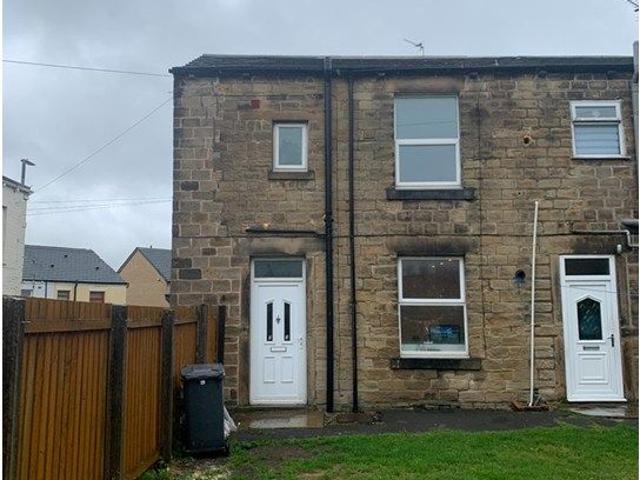 Batley Road, Heckmondwike WF16, 2 bed end terrace house to rent, £750 pcm | PrimeLocation