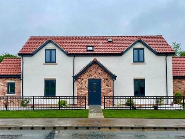 Bawtry Road, Finningley, 3 Bedroom Detached