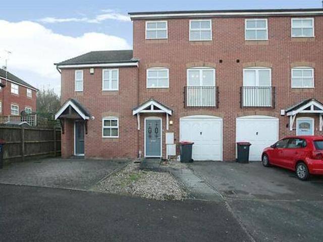 Baxter Close, Atherstone, 3 Bedroom Town