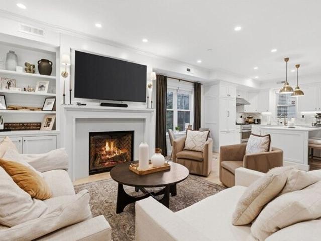 Baxter St Unit,boston, Condo For Sale