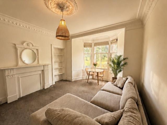 Baxter Park Terrace, Dundee DD4, 2 bed flat to rent, £800 pcm | PrimeLocation