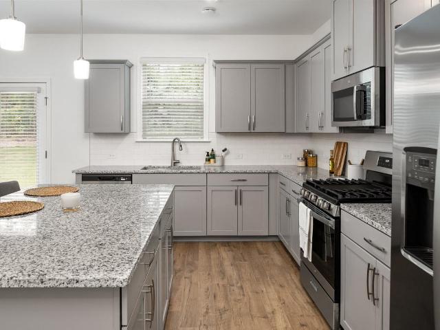 Baxter Woods 4 Bedroom Home for Rent at 1649 Braselton Hwy, Lawrenceville, GA 30043