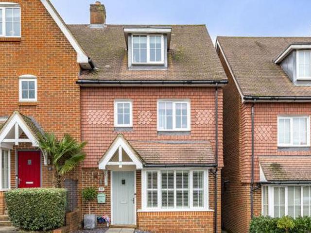 Baxendale Way, Ridgewood, 4 Bedroom Semi detached