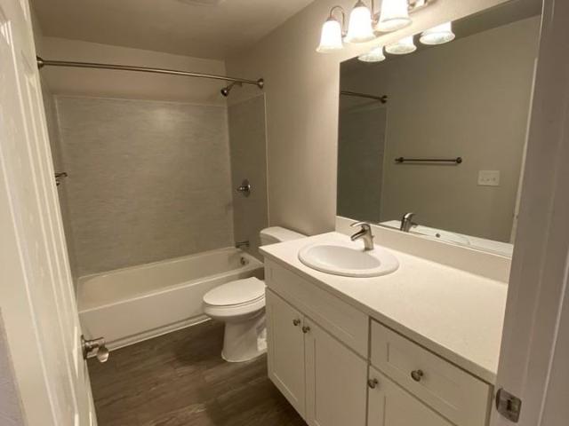 Bayview East Apartments 1 Bedroom Apartment for Rent at 614 Sheridan Rd, Bremerton, WA 98310