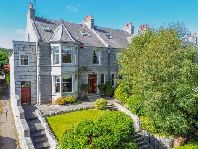 Bayview Road, City Centre, Aberdeen AB15, 6 bed semi detached house to rent, £2,995 pcm | PrimeLocation