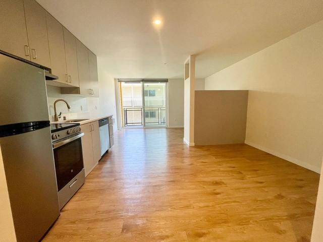 Bayview West Apartments Studio Apartment for Rent at 2249 Ne 46th St, Seattle, WA 98105 University District