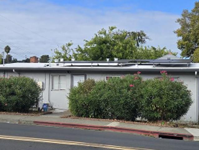 Baywood Dr