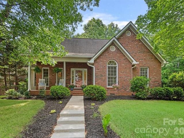 Baywoods Dr, Tega Cay, Home For Sale