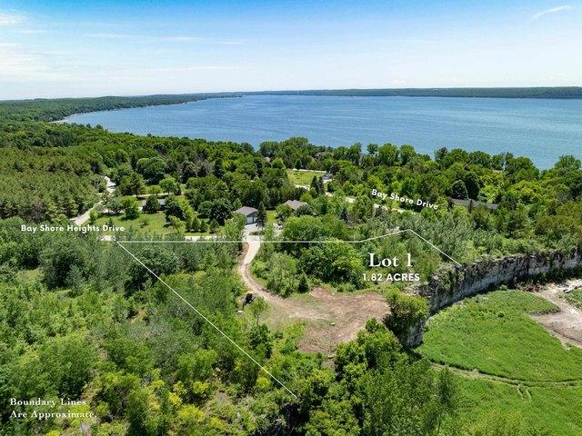 Bay Shore Heights Dr Unit 1, Sturgeon Bay, WI 54235
