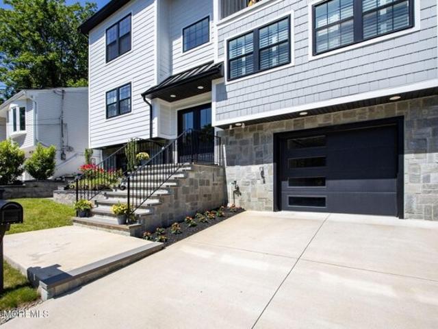 Bay St, Highlands, Home For Sale