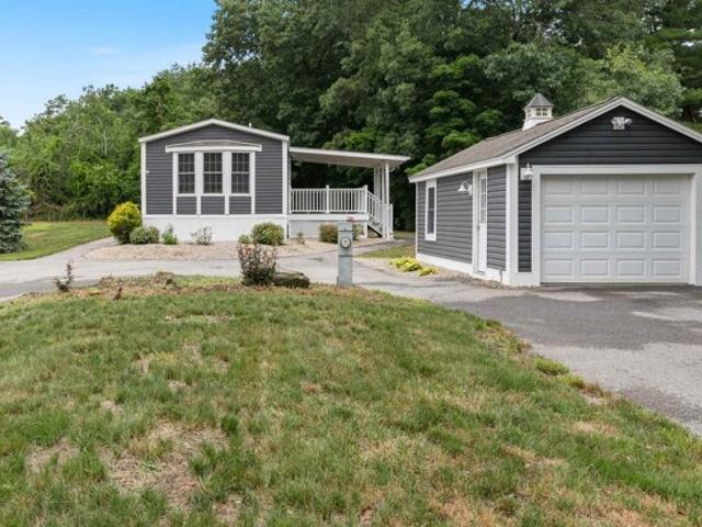 Bay St, Hudson, Property For Sale