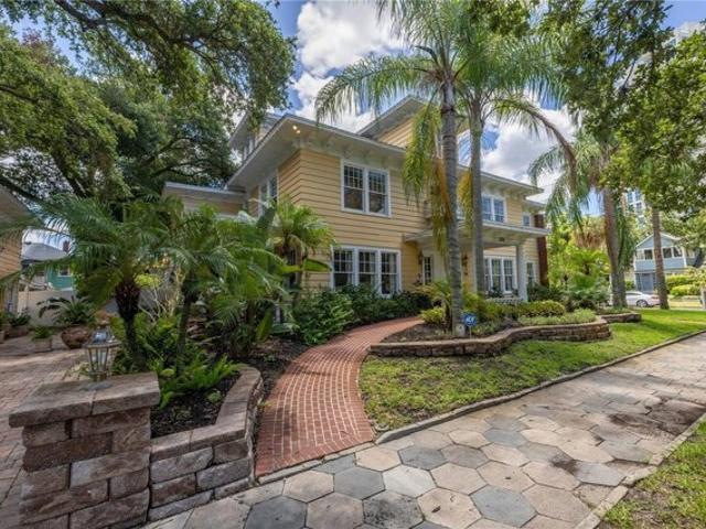Bay St Ne, Saint Petersburg, Home For Sale