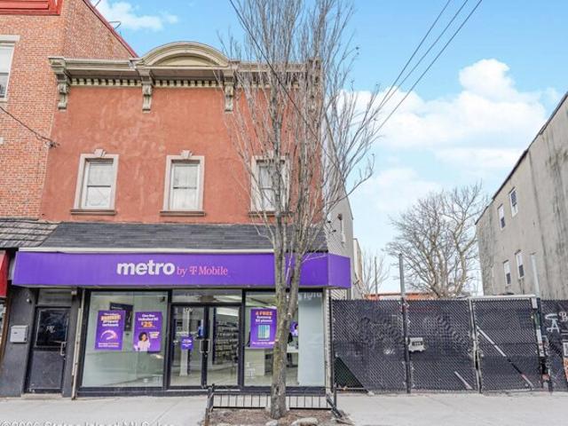 Bay St, Staten Island, Home For Sale