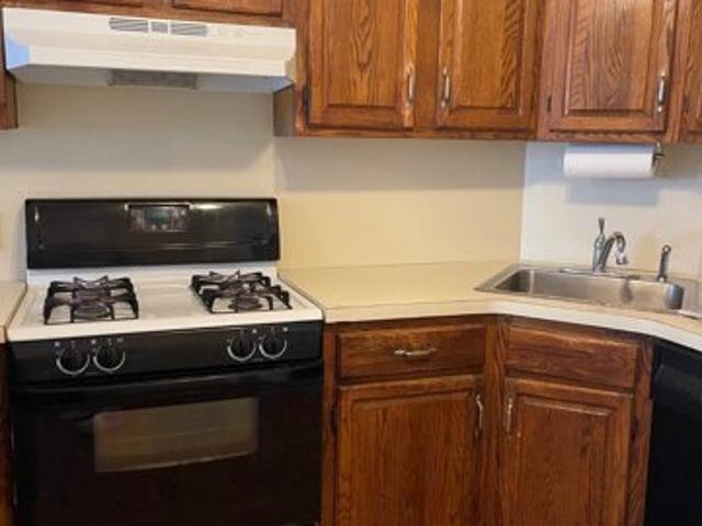 Bay St Unit,brooklyn, Condo For Sale