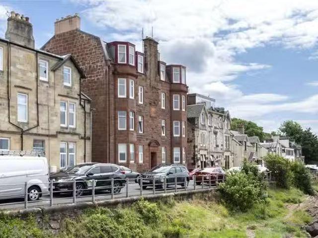 Bay Street, Fairlie, Largs, North Ayrshire KA29, 2 bedroom fla.