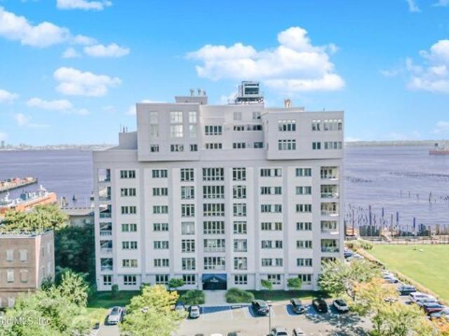 Bay Street Lndg Apt F, Staten Island, Condo For Sale