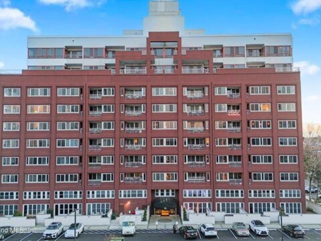 Bay Street Lndg Apt K, Staten Island, Condo For Sale