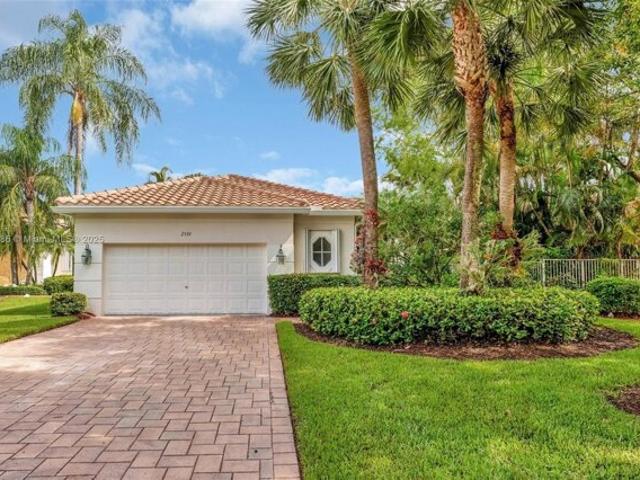 Bay Pointe Dr, Weston, Home For Sale