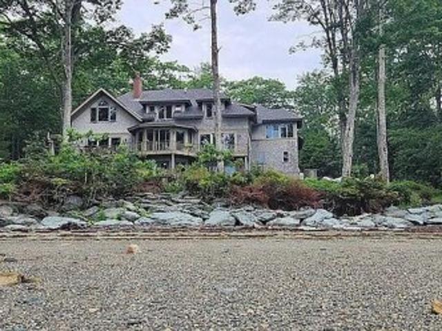 Bay Rd, Brooklin, Home For Sale