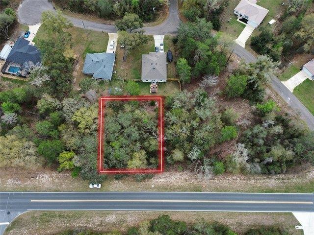 Bay Rd, Ocklawaha, FL 32179